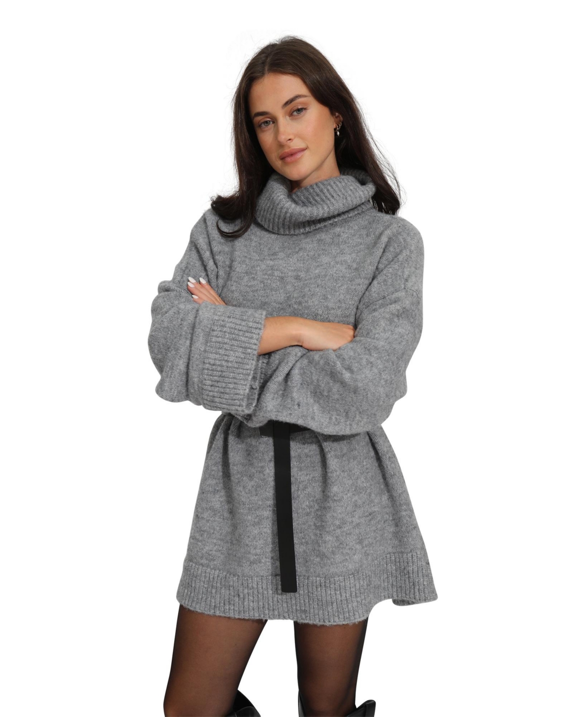 Click here for Belle & Bloom Womens Cuddle Me Oversized Tunic Swe... prices
