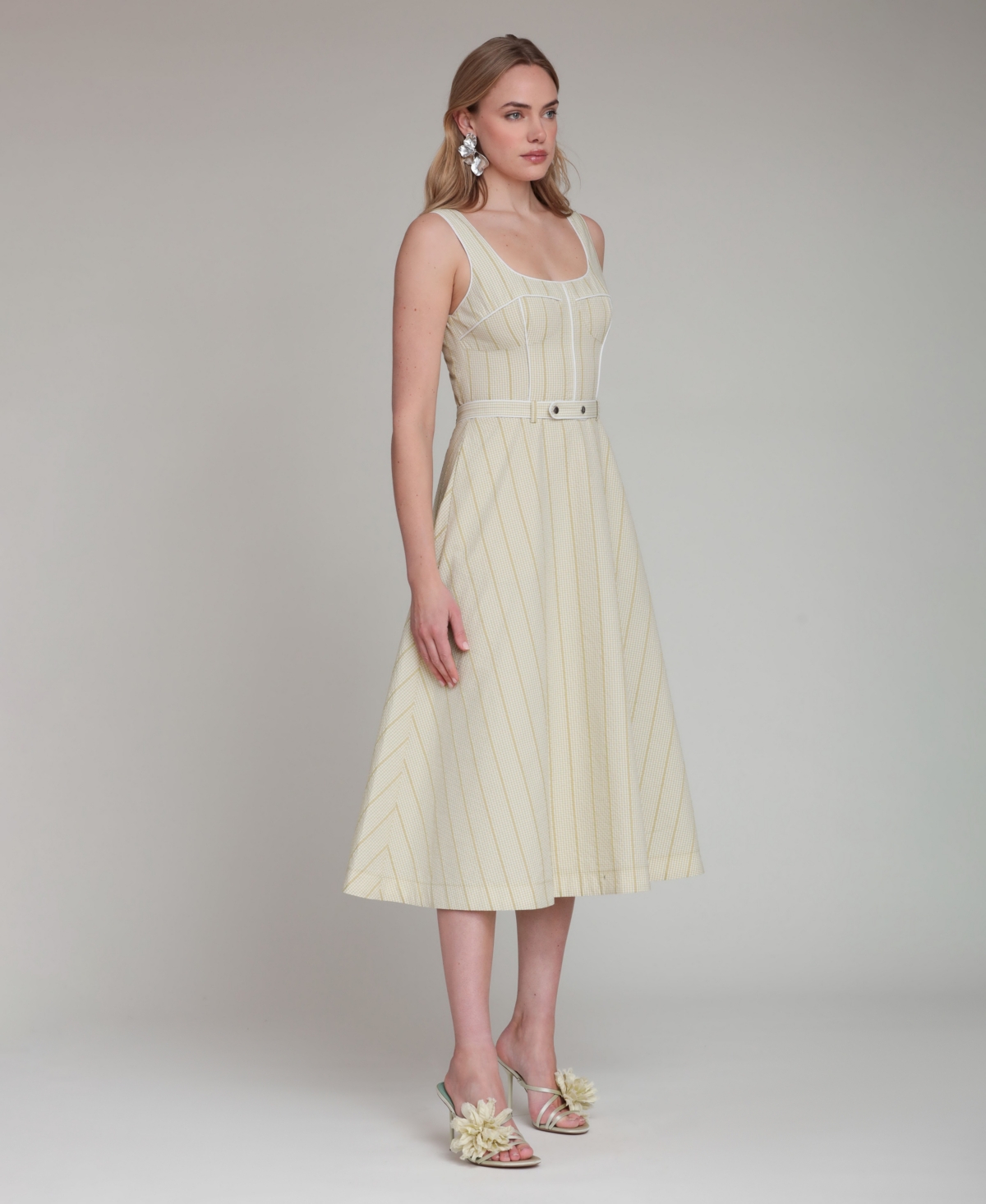 Click here for Avec Les Filles Womens Contrast Piping Midi Dress... prices