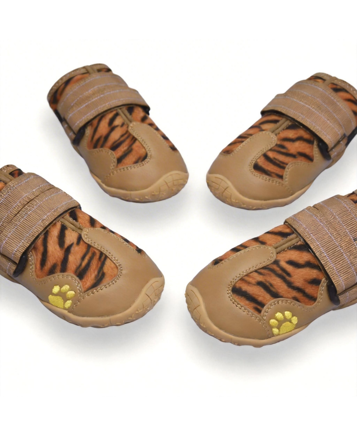 Click here for Anti-Slip Dog Boots for Large Breeds with Reflecti... prices