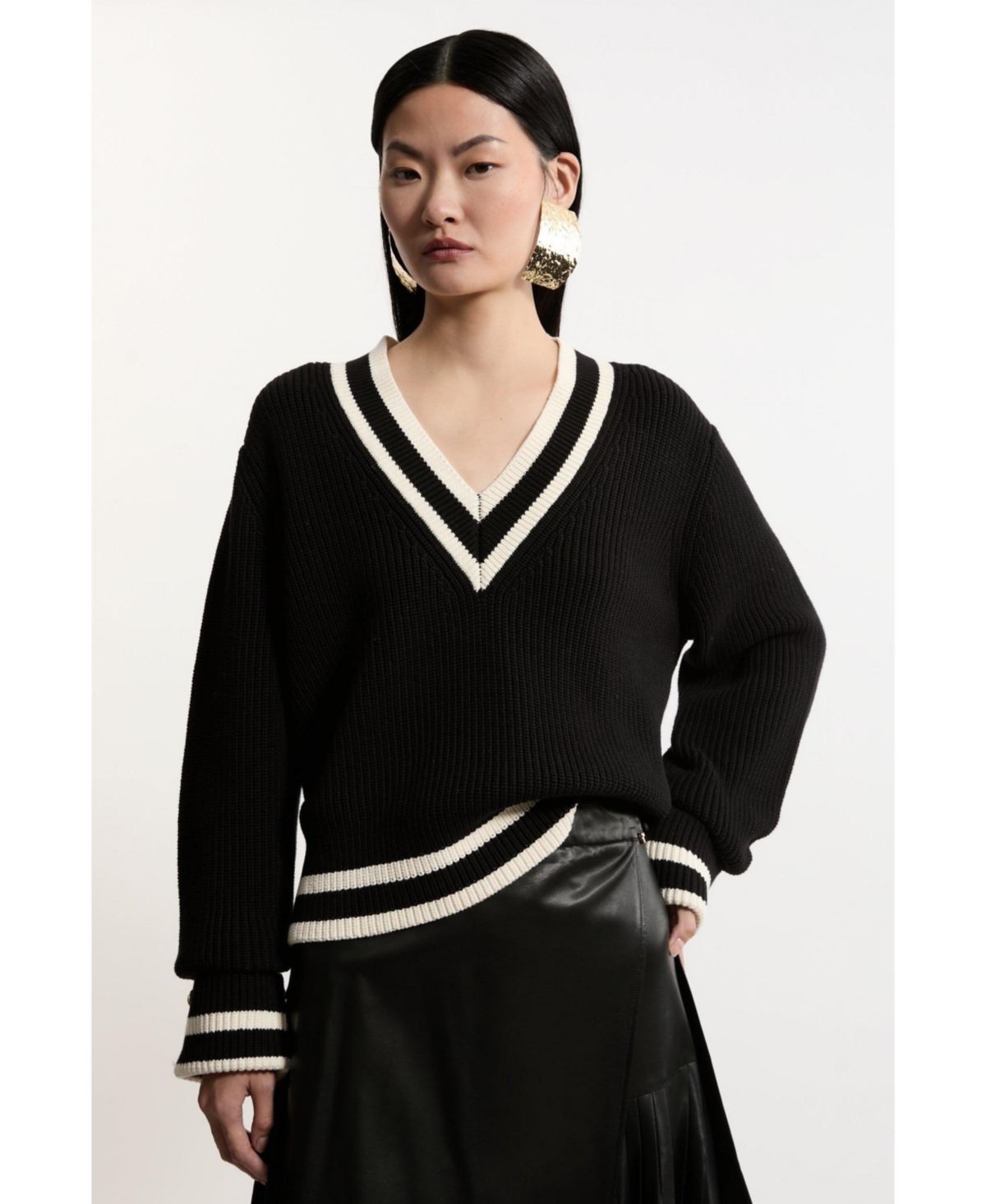 Click here for Karen Millen Womens Cotton V-Neck Knit Boxy Jumper... prices