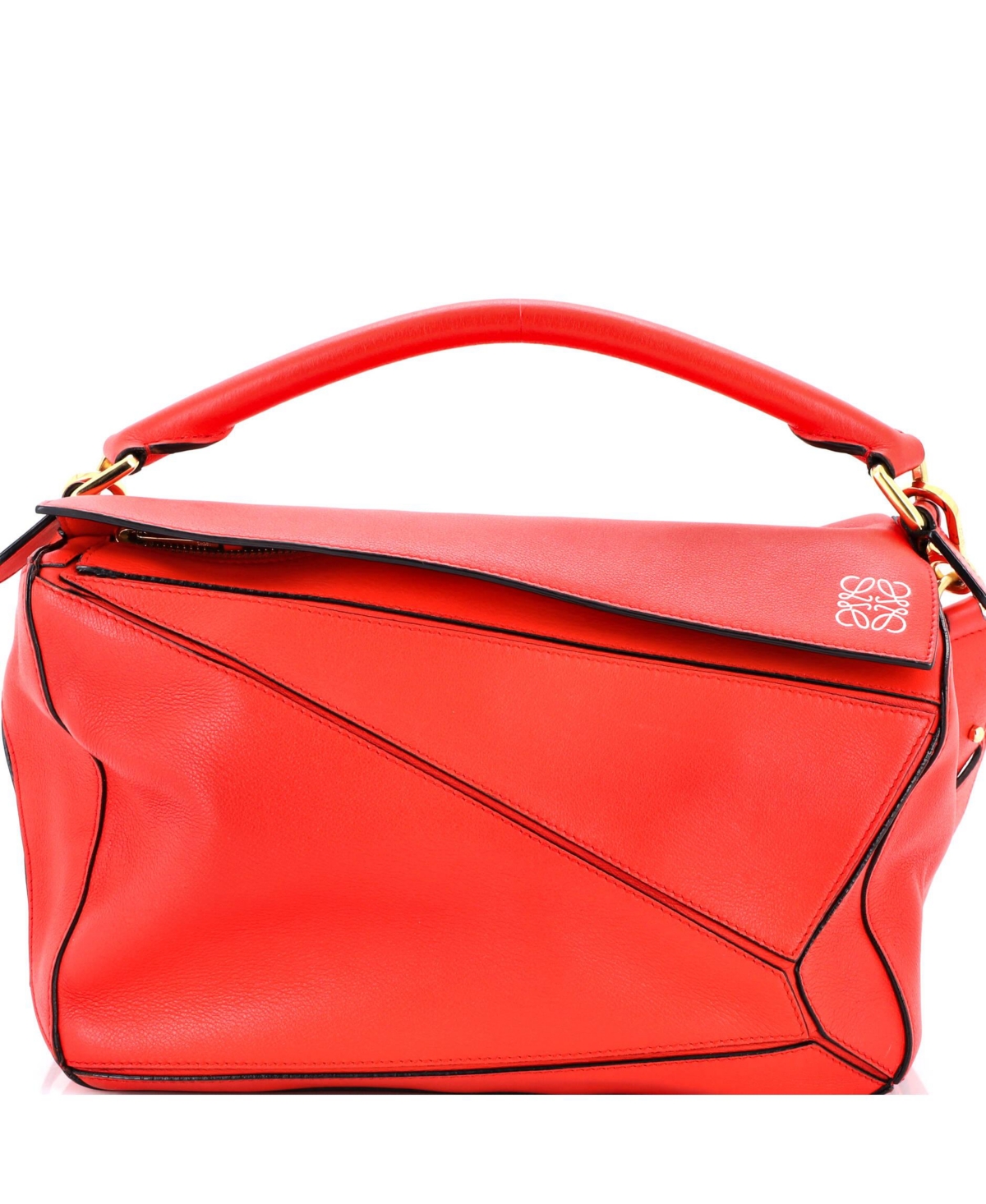 Click here for Pre-Owned Loewe Medium Puzzle Bag Leather - Red prices