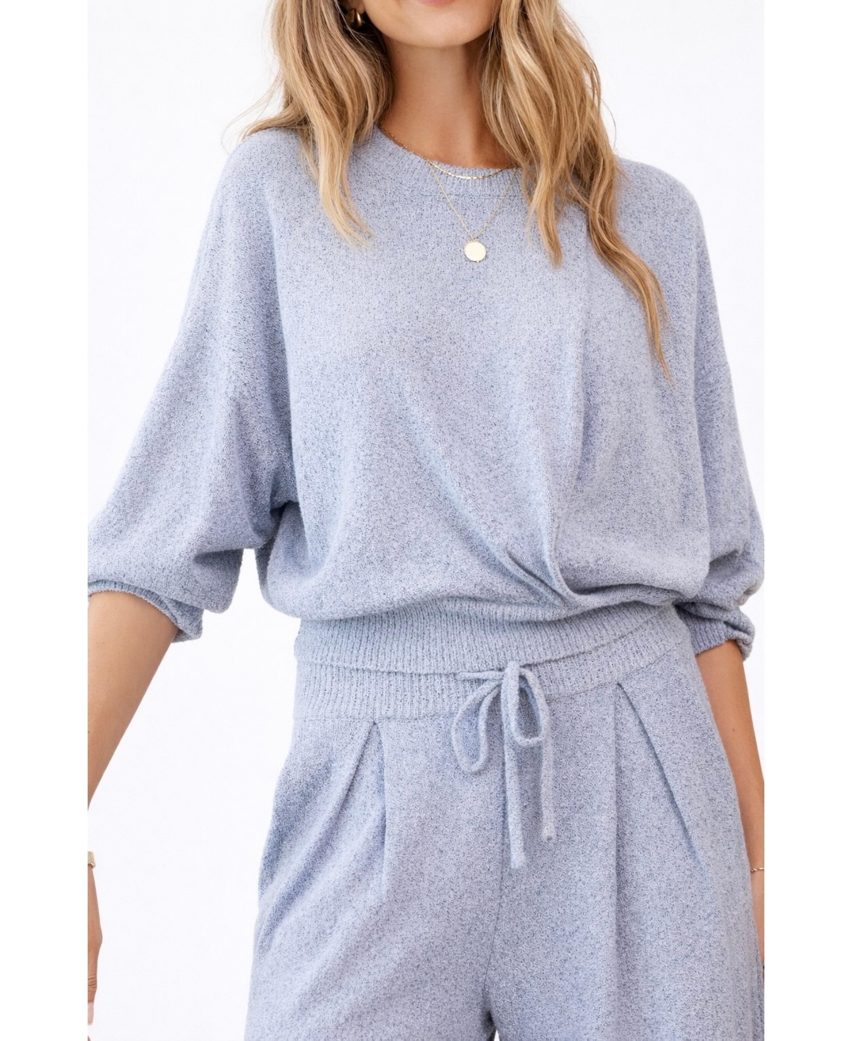 Click here for Bishop + Young Womens Bishop + Young Sweatshirts J... prices