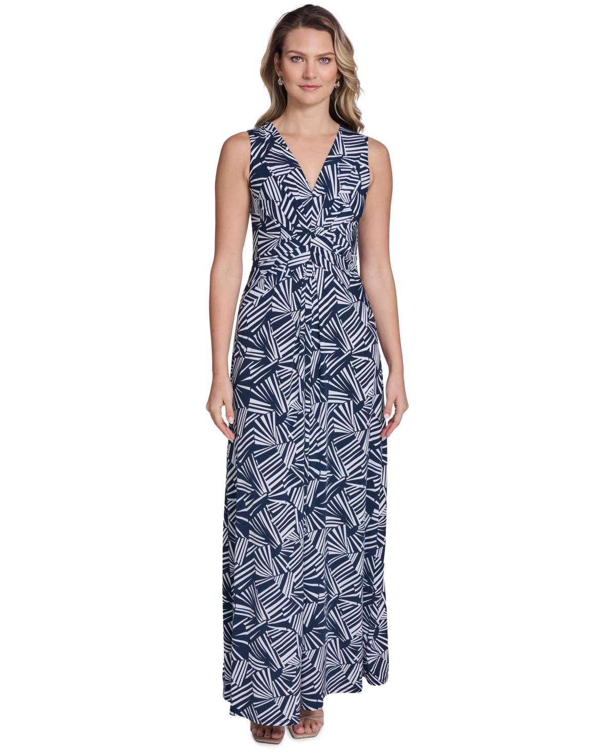 Click here for Jessica Howard Womens Sleeveless V-Neck Maxi Dress... prices