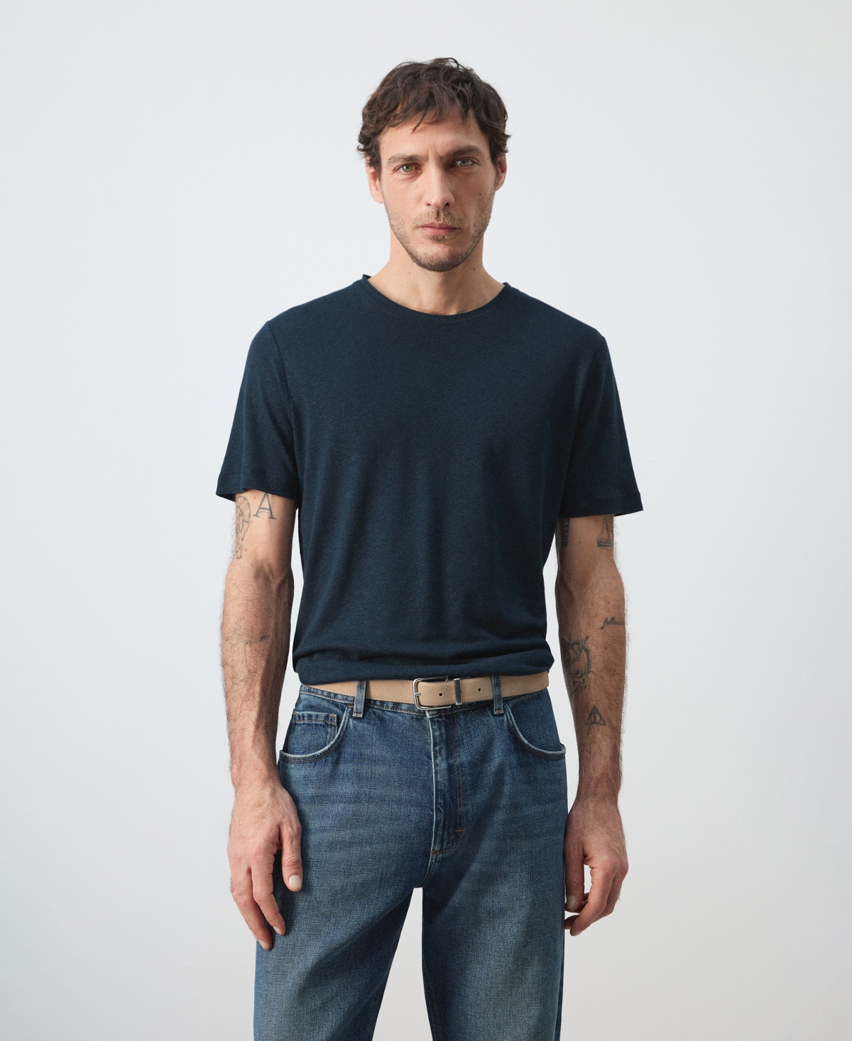 Click here for Mango Mens Linen Slim-Fit T-Shirt - Navy prices