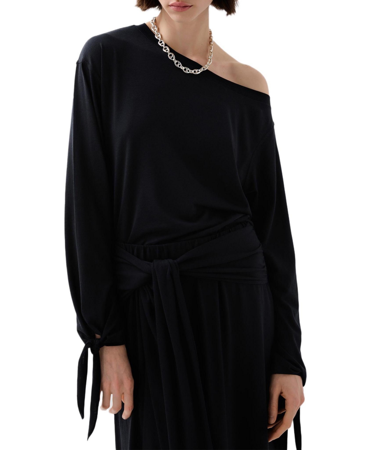 Click here for Scalpers Womens Ic Knot Tee - Black prices