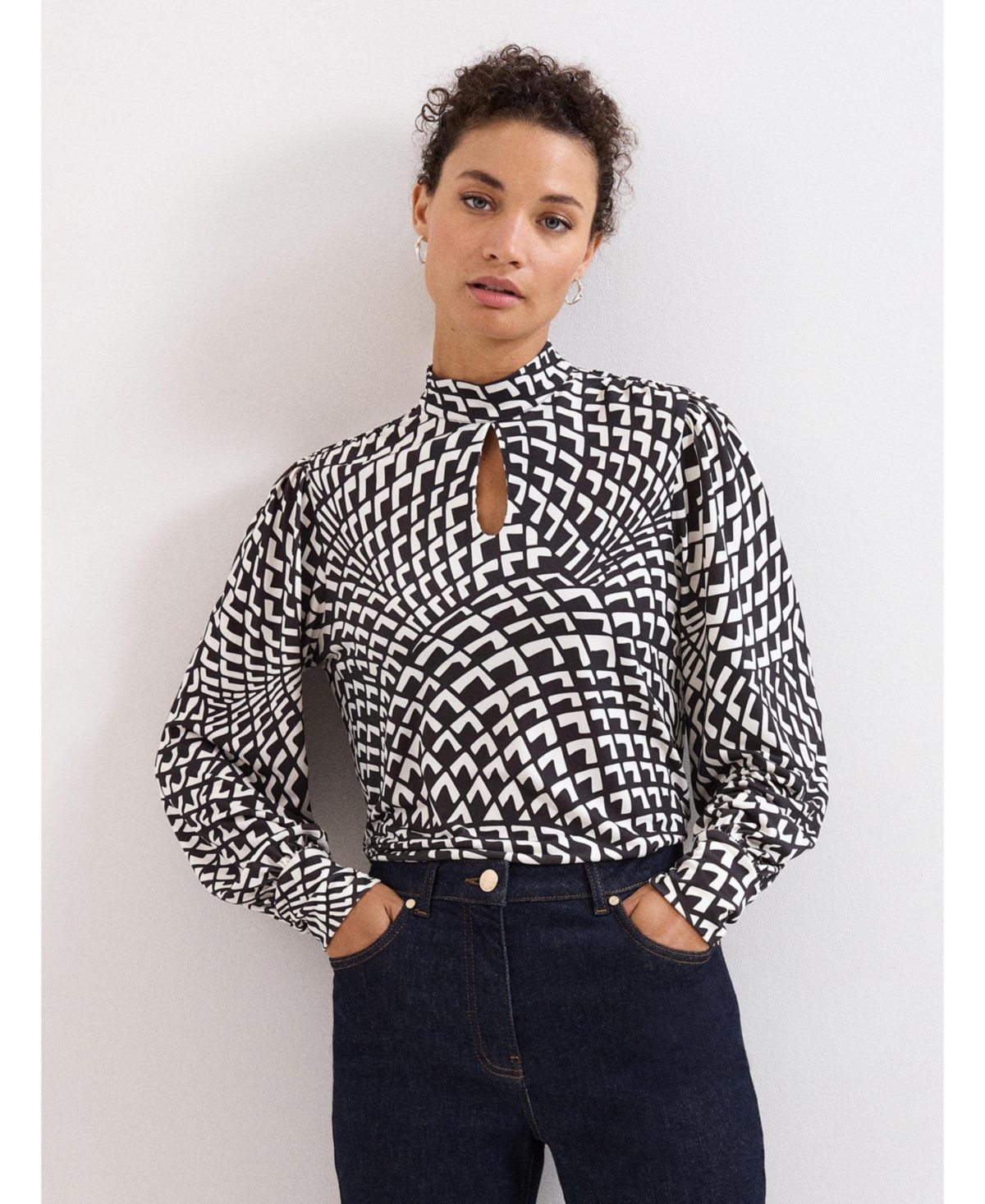 Click here for Phase Eight Womens Isla Printed Keyhole Detail Blo... prices