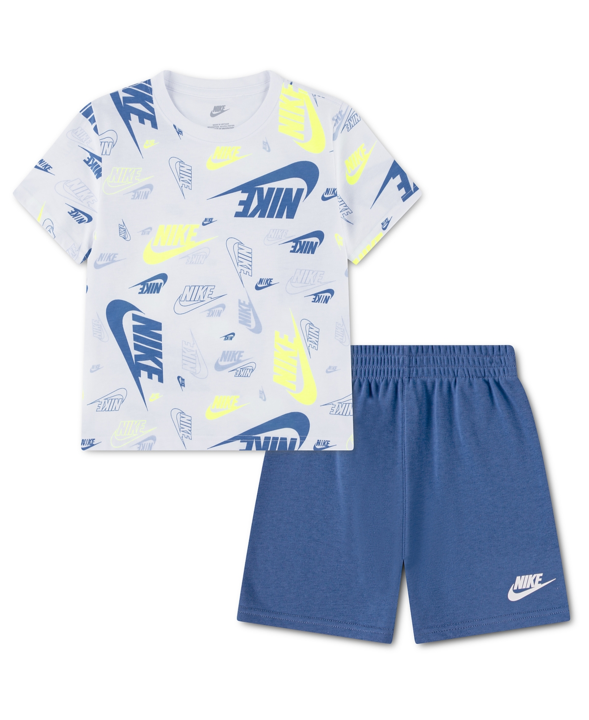 Click here for Nike Little Kids Printed T-Shirt & Lightweight Fre... prices