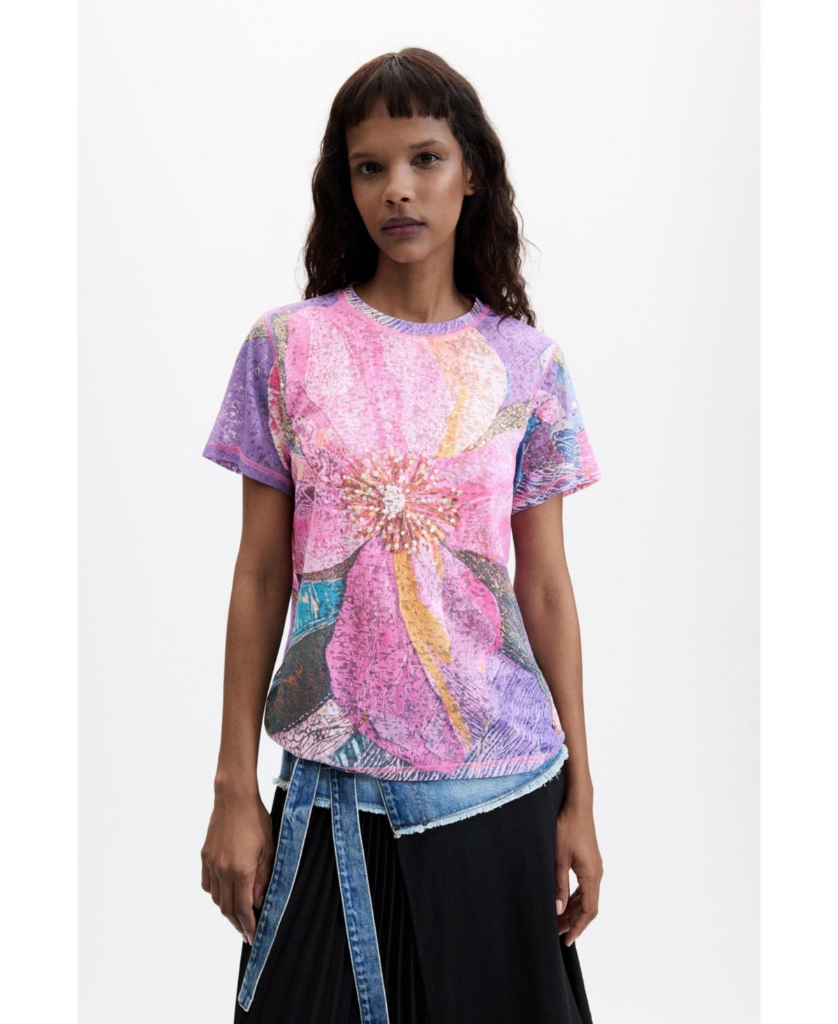 Click here for Desigual Womens Floral Printed T-Shirt - Red prices