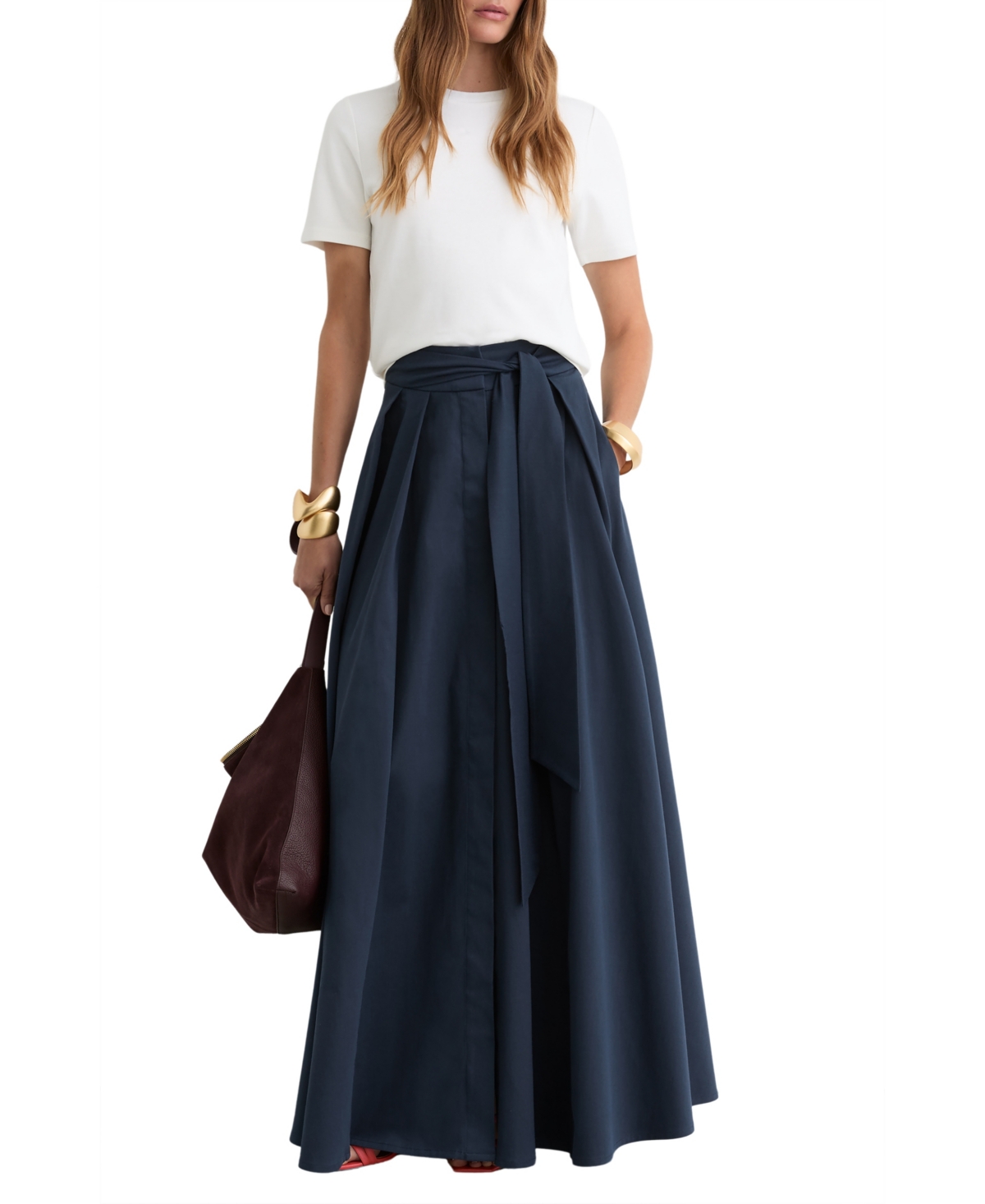 Click here for Reiss Womens Cotton-Blend Pleated Maxi Skirt - Nav... prices