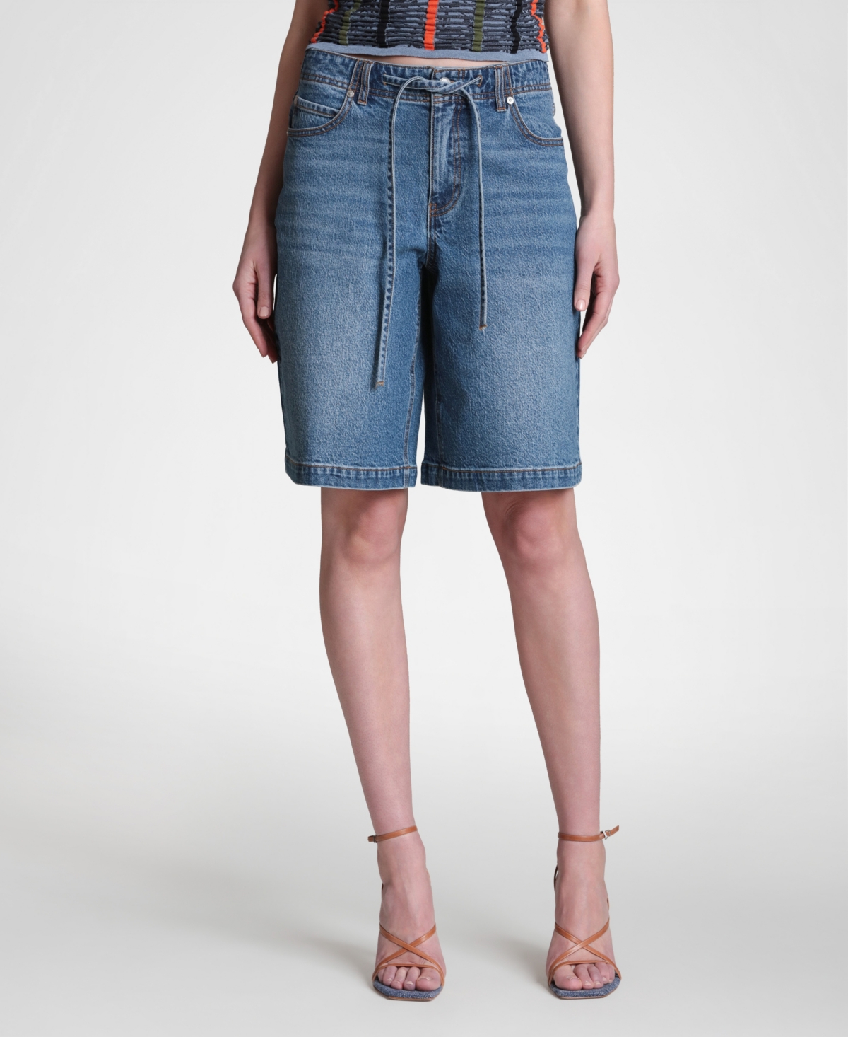Click here for Avec Les Filles Womens Drawstring Mid-Rise Shorts... prices