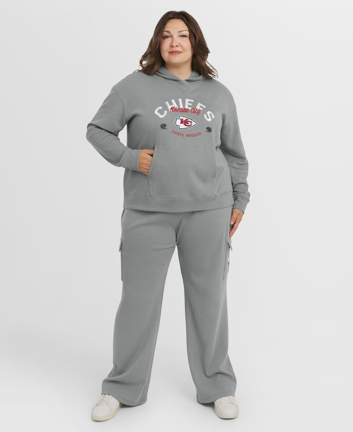 Click here for Wear by Erin Andrews Womens 2-Piece Gray Kansas Ci... prices
