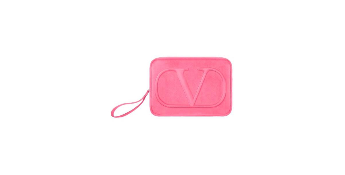 Click here for Free Valentino Travel Pouch with any $180 Born in... prices