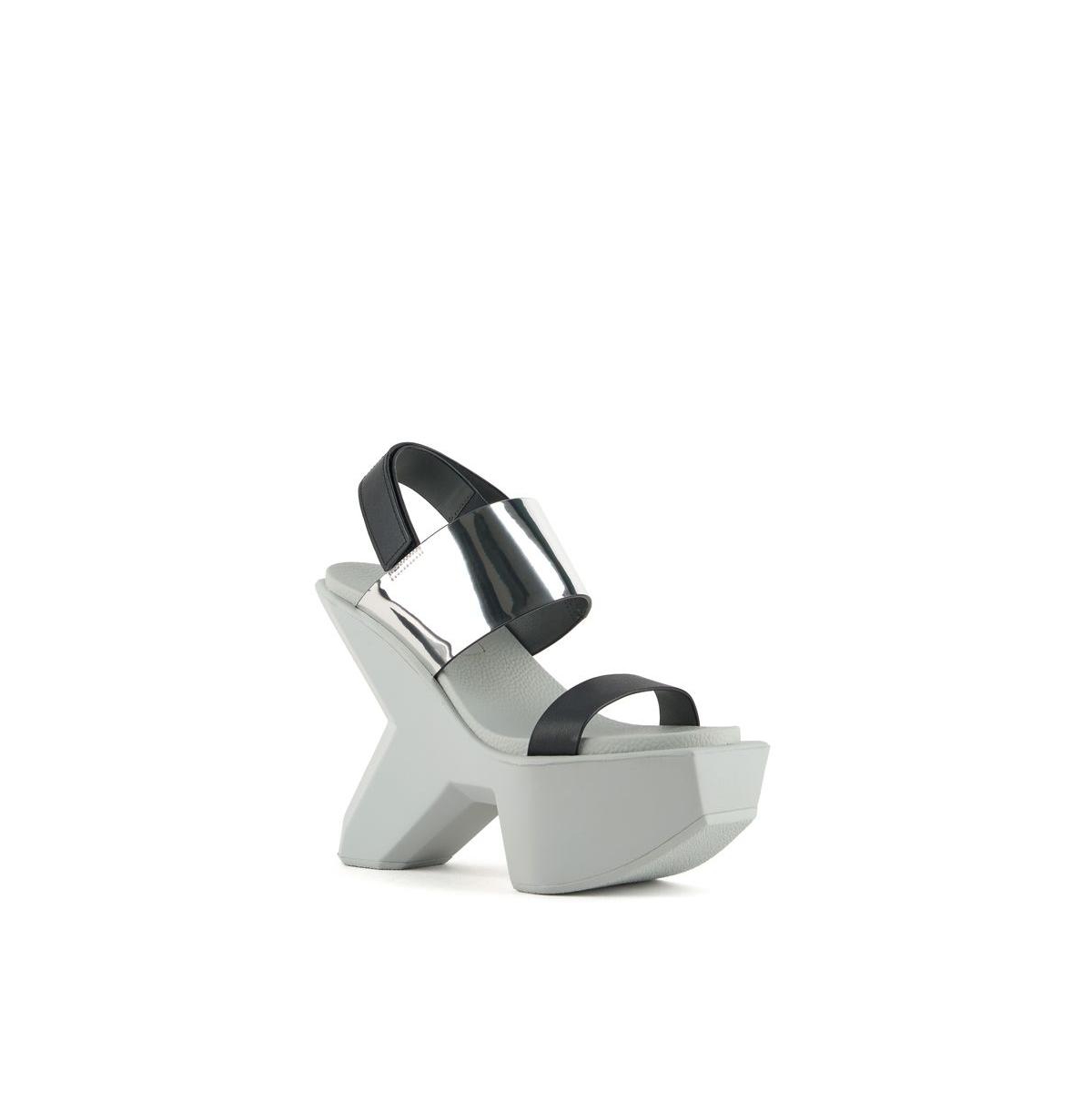 Click here for United Nude Womens Boulder Sandal - Silver prices