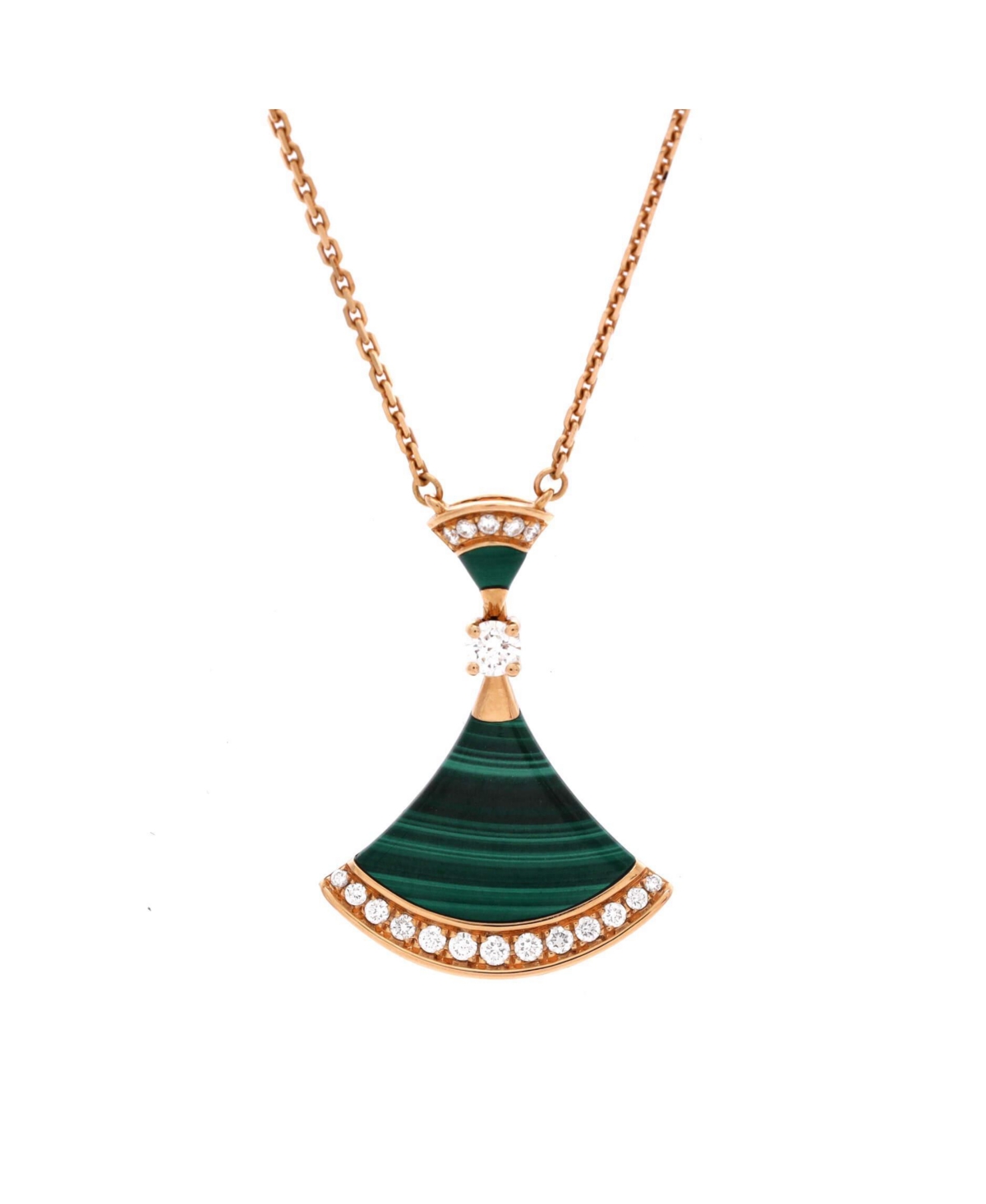 Click here for Pre-Owned Bvlgari Divas Dream Pendant Necklace - 1... prices