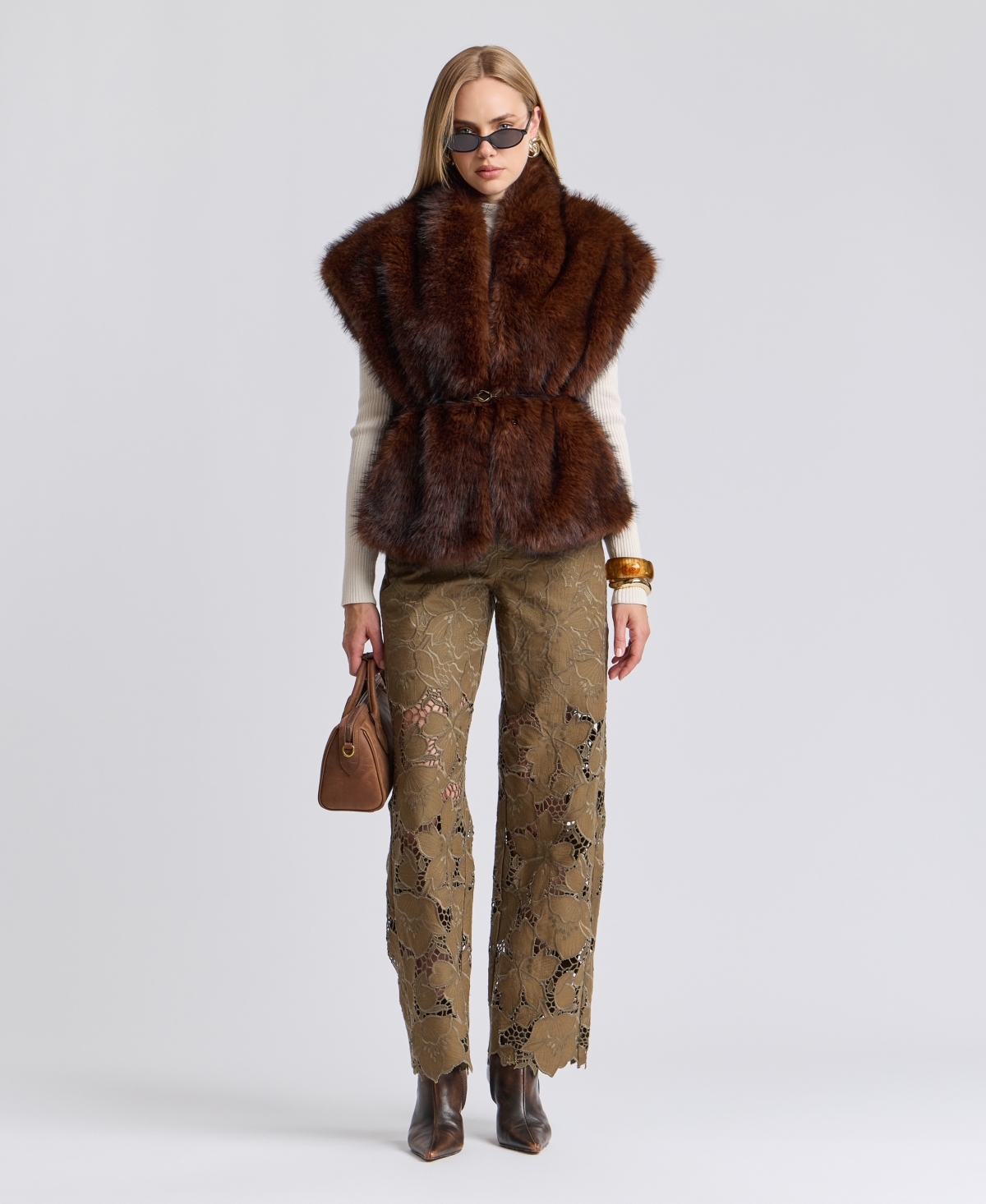 Click here for Avec Les Filles Womens Belted Faux Fur Shawl Colla... prices