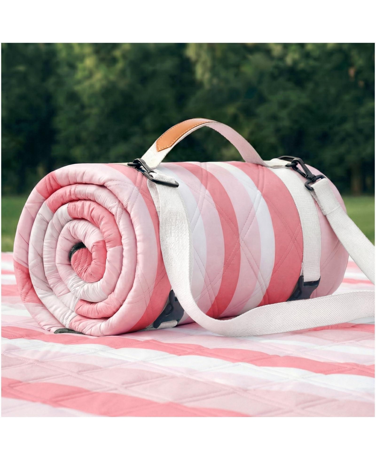 Click here for Piscifun Extra Large Waterproof Sandproof Picnic B... prices