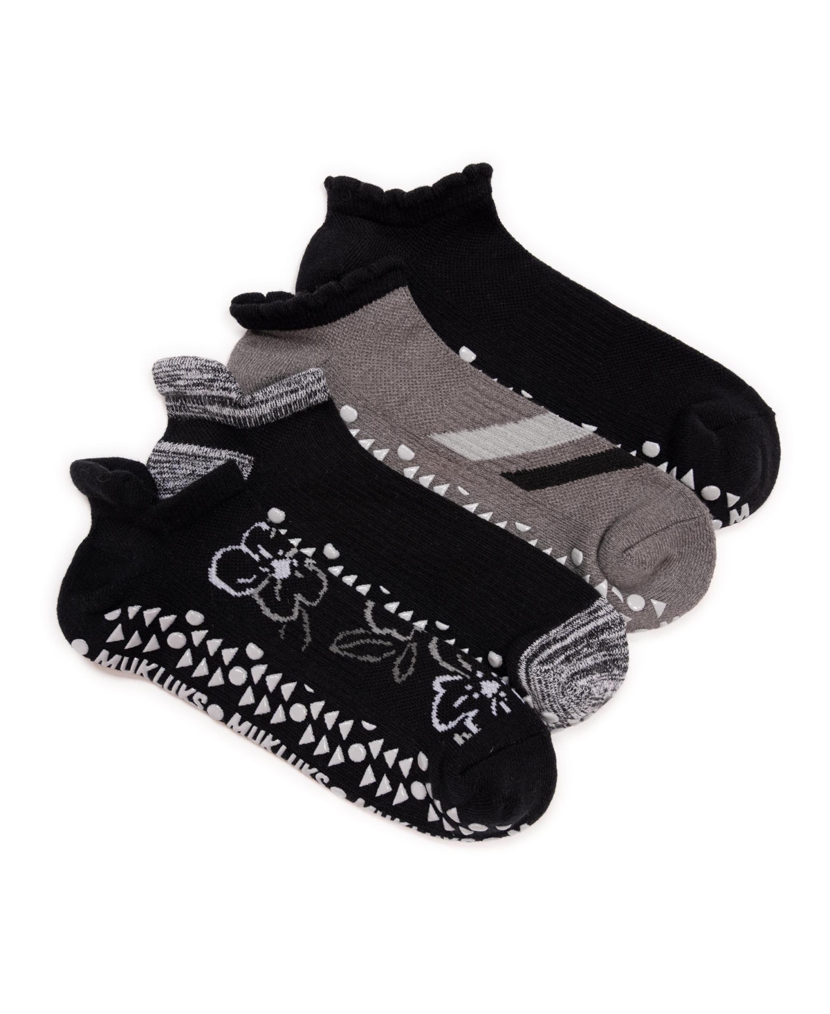 Click here for Muk Luks Womens Studio Socks 4 Pair Pack Low Cut A... prices
