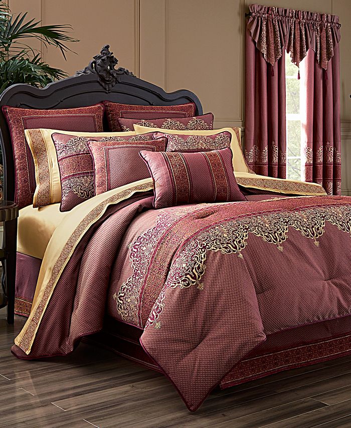 J Queen New York Ellington 4-Pc. Red Queen Comforter Set - Macy's