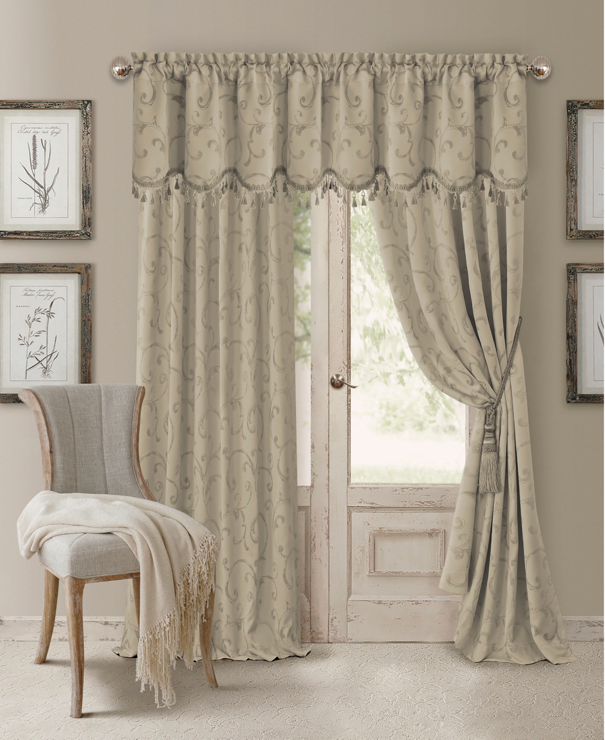 Click here for Elrene Home Fashions Mia Jacquard Scroll Blackout... prices