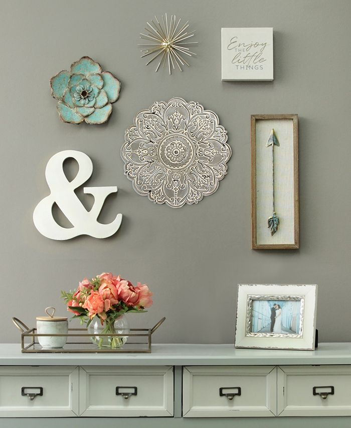 Stratton Home Décor Stratton Home Decor Small Grey Medallion Wall Decor ...