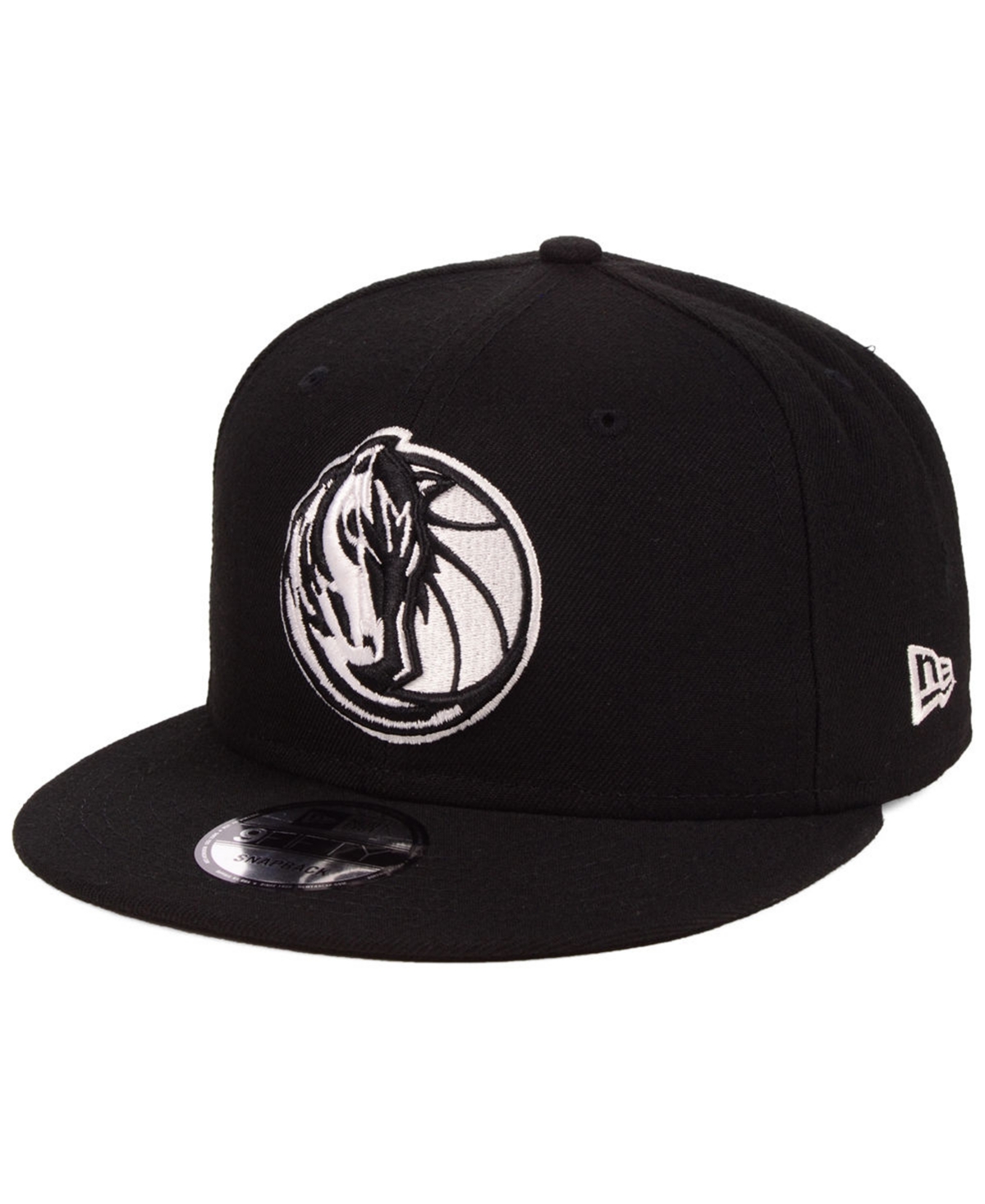 Click here for New Era Dallas Mavericks Black White 9FIFTY Snapba... prices