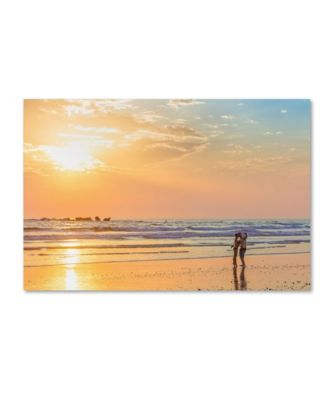 Robert Harding Picture Library 'Couple 1' Canvas Art - 19" x 12" x 2 ...