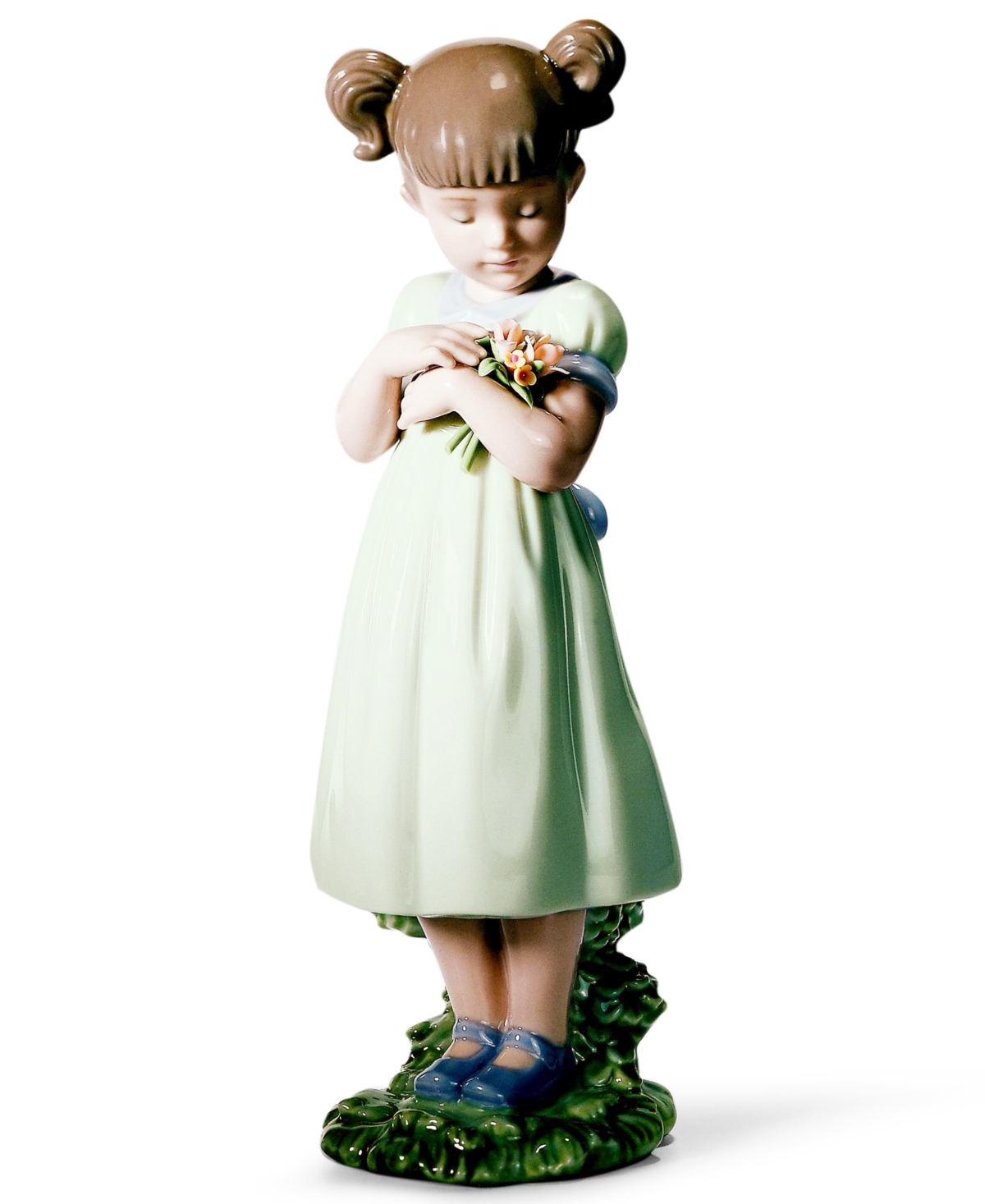 Click here for Lladro Flowers For Mommy prices
