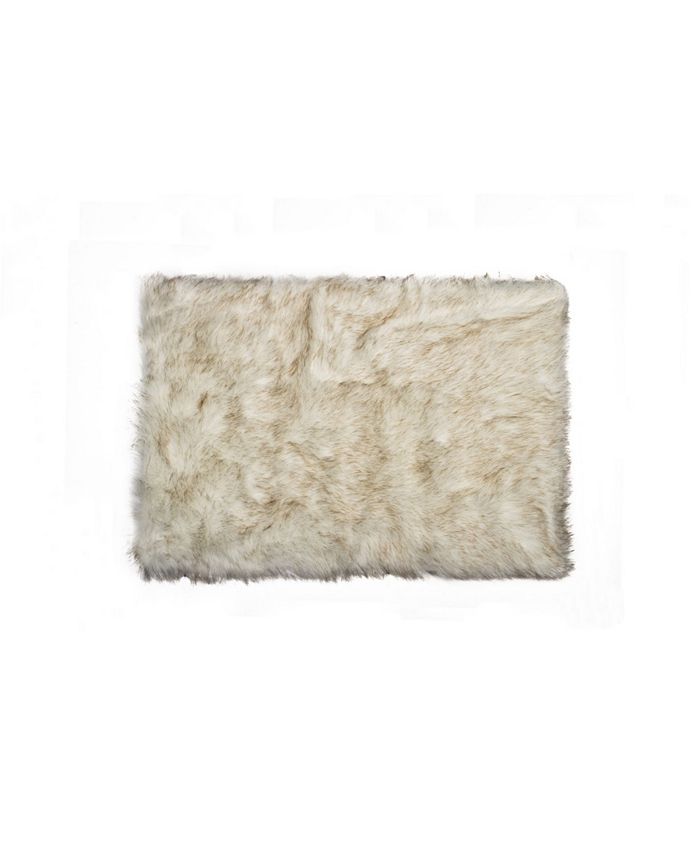 Luxe Faux Fur Hudson Rug 2' x 3' - Macy's