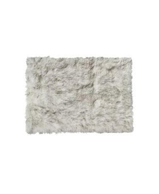 Luxe Faux Fur Hudson Rug 2' x 3' - Macy's
