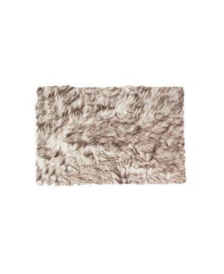 Luxe Faux Fur Hudson Rug 2' x 3' - Macy's