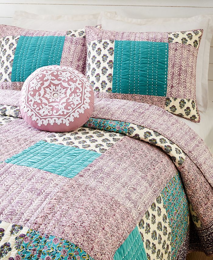 Jessica Simpson CLOSEOUT! Numbra Patchwork Reversible Twin Quilt - Macy's