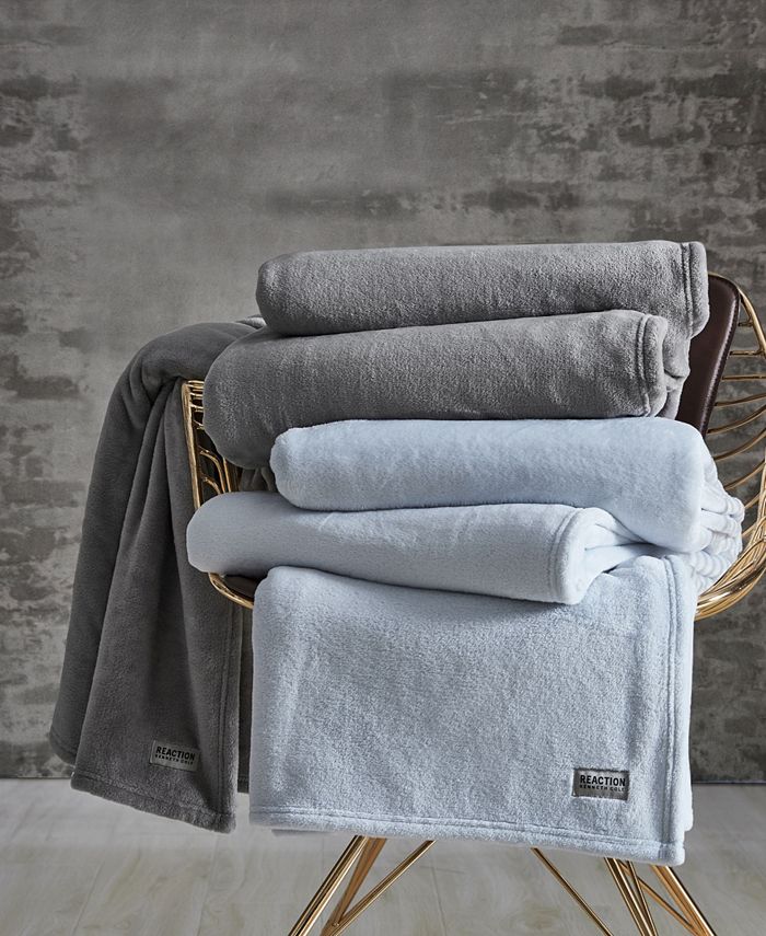 Kenneth Cole Solid Ultra Soft Plush Blanket & Reviews - Blankets ...