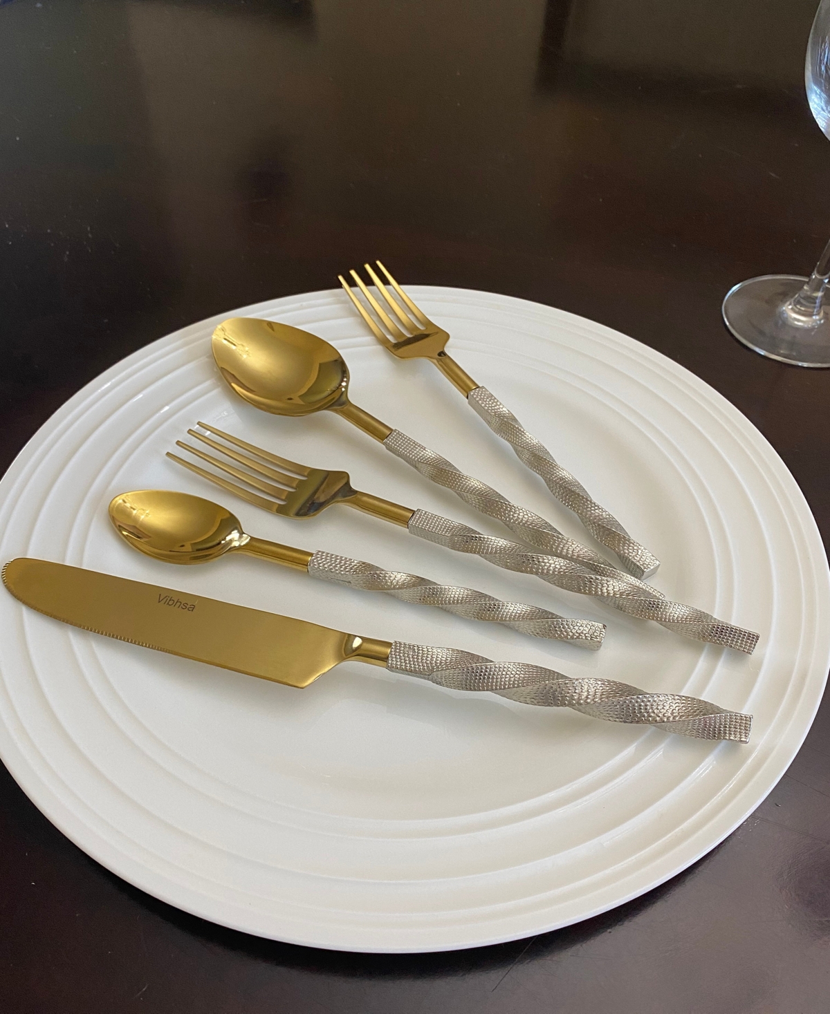 Click here for Vibhsa 20 Piece Flatware Set  Service For 4 - Gold... prices