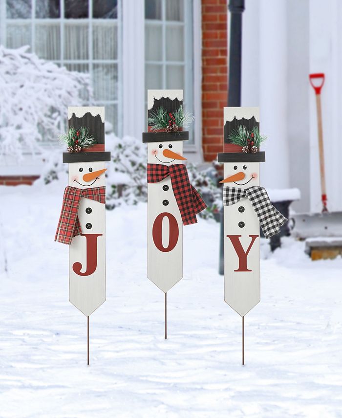 Glitzhome Wooden Metal Snowman Yard Stake Set, 3 Piece - Macy's