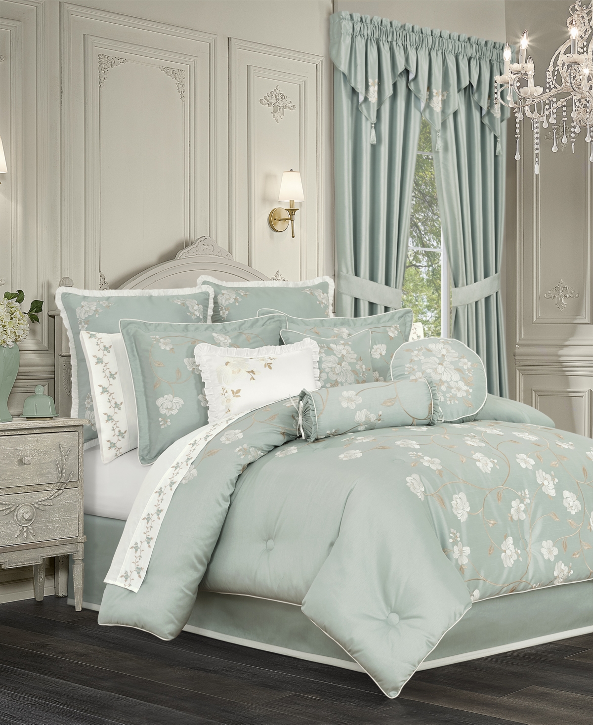 Click here for Royal Court Spring Garden 4-Pc. Comforter Set  Ful... prices