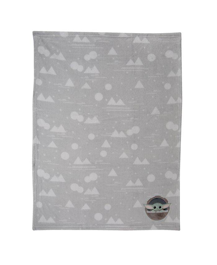 Lambs & Ivy Star Wars Mandalorian The Child/Baby Yoda Gray Fleece Baby ...