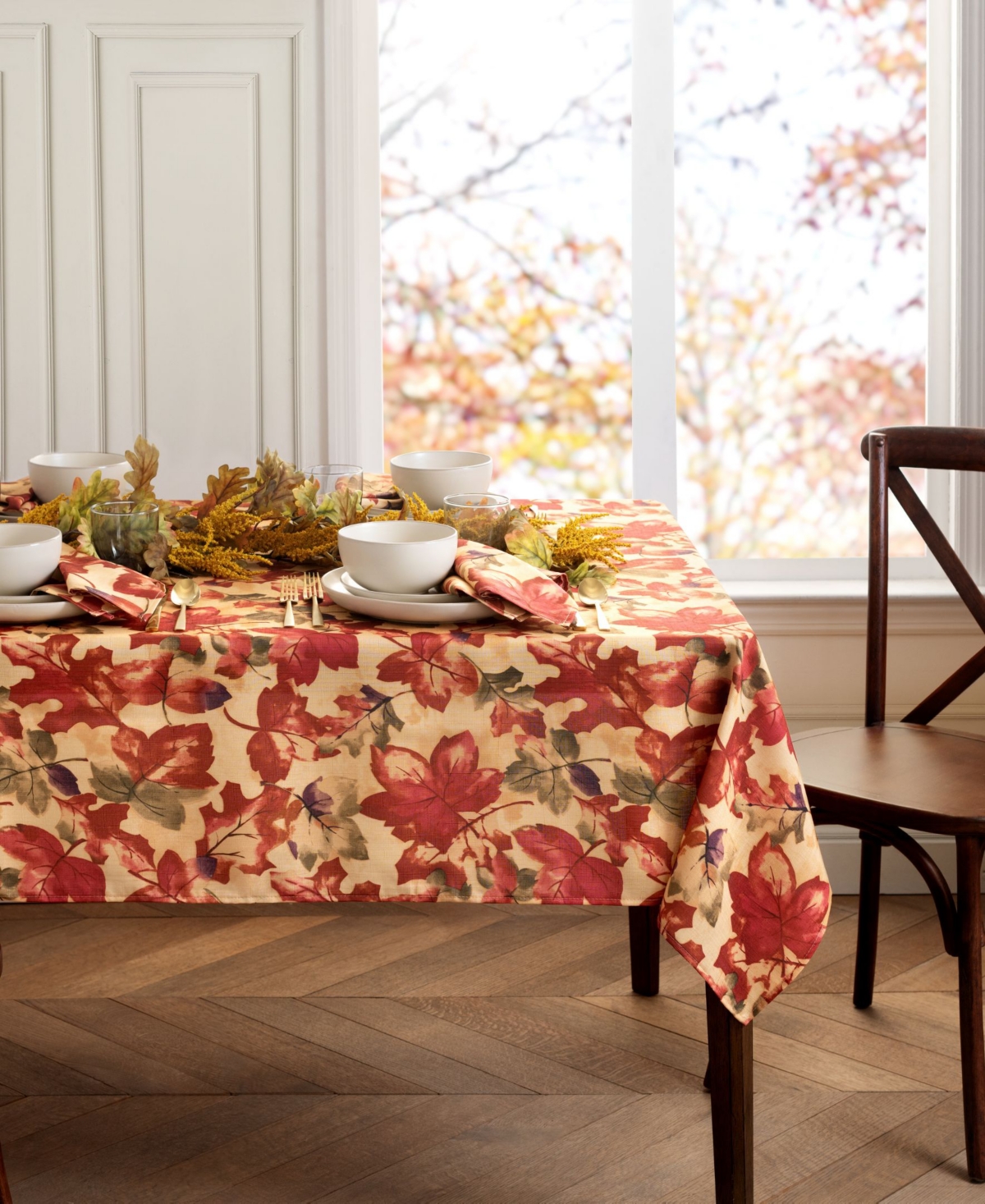 Click here for Elrene Harvest Fest 52 x 70 Tablecloth - Harvest prices