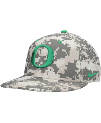 Men's Nike Camo Oregon Ducks Aero True Baseball Performance Fitted Hat - Macy's