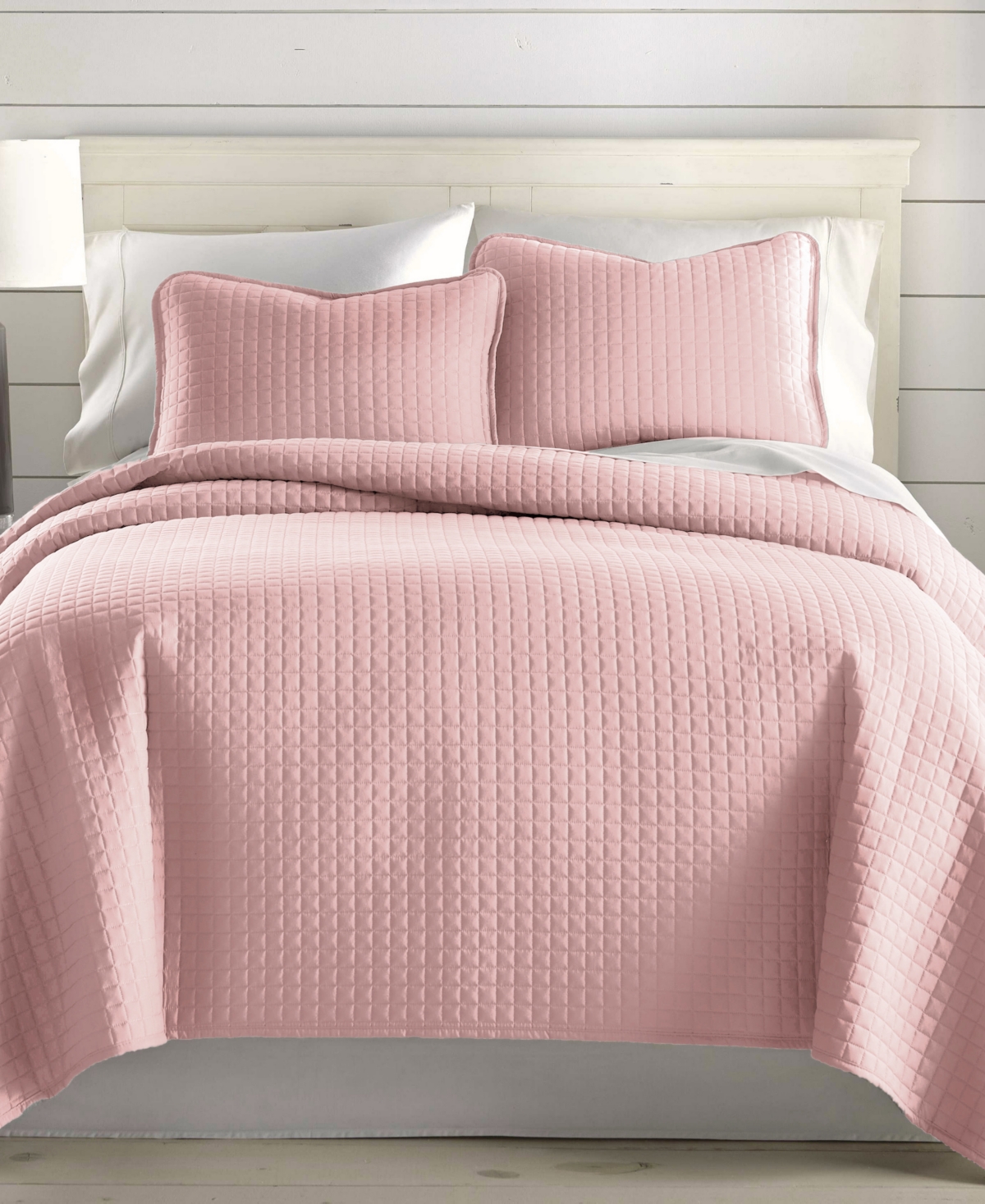 Click here for Southshore Fine Linens Oversized Lightweight 3-Pc.... prices