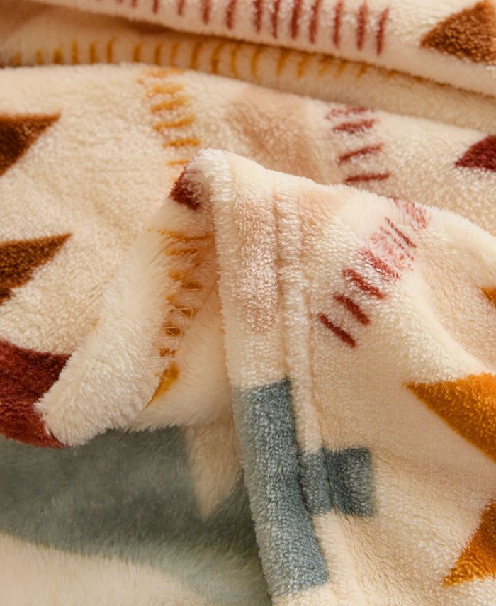 Sutton Home Diamond Quilted Velvet to Velvet Reversible Throw, 50" x 60 ...