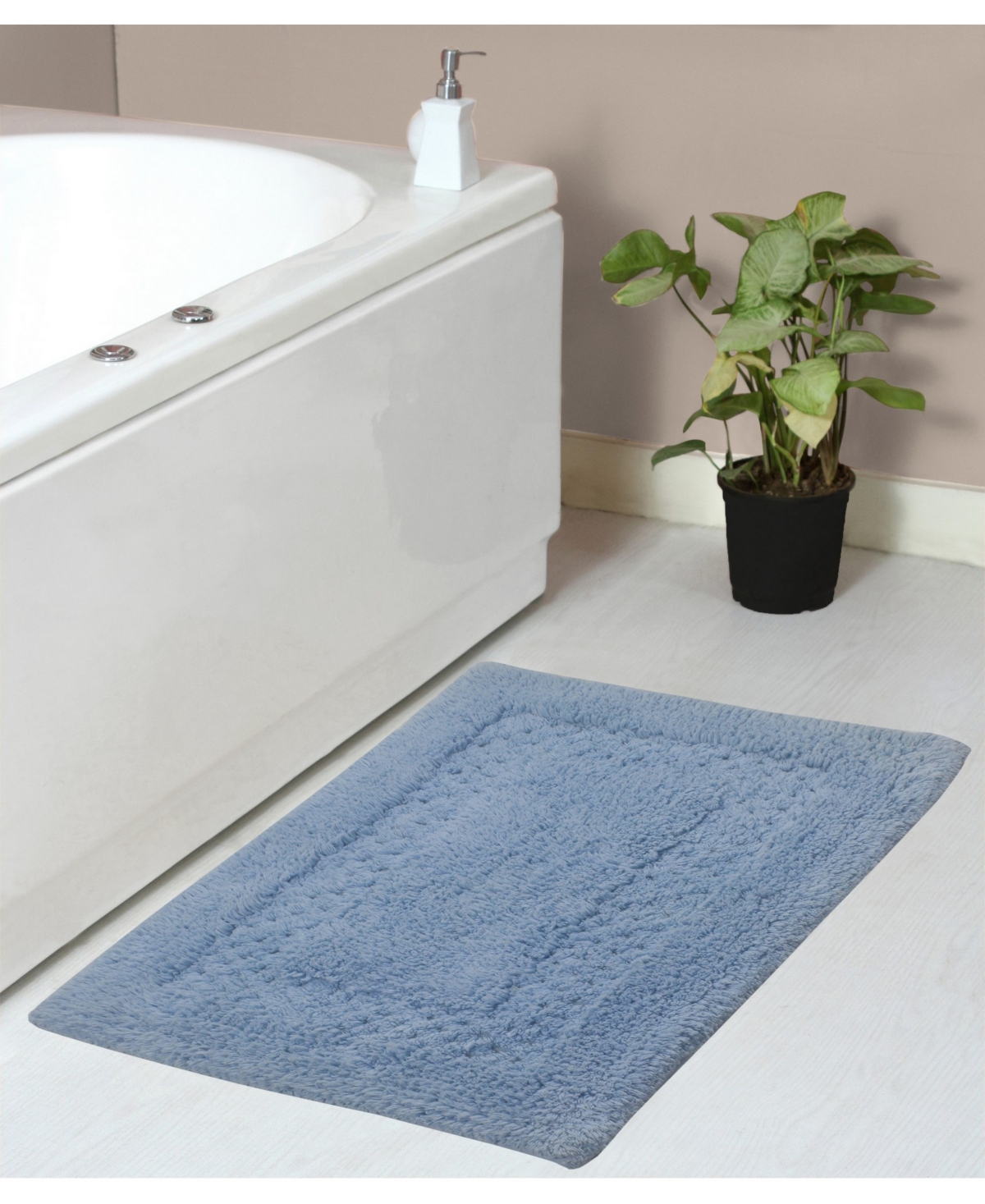 Click here for Home Weavers Classy Bath Rug  21 x 34 - Gray prices