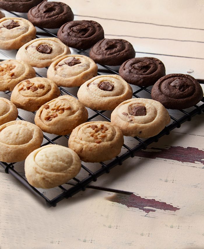 Mary Macleod's Shortbread Large Gift Box of Assorted Shortbread, 24 ...