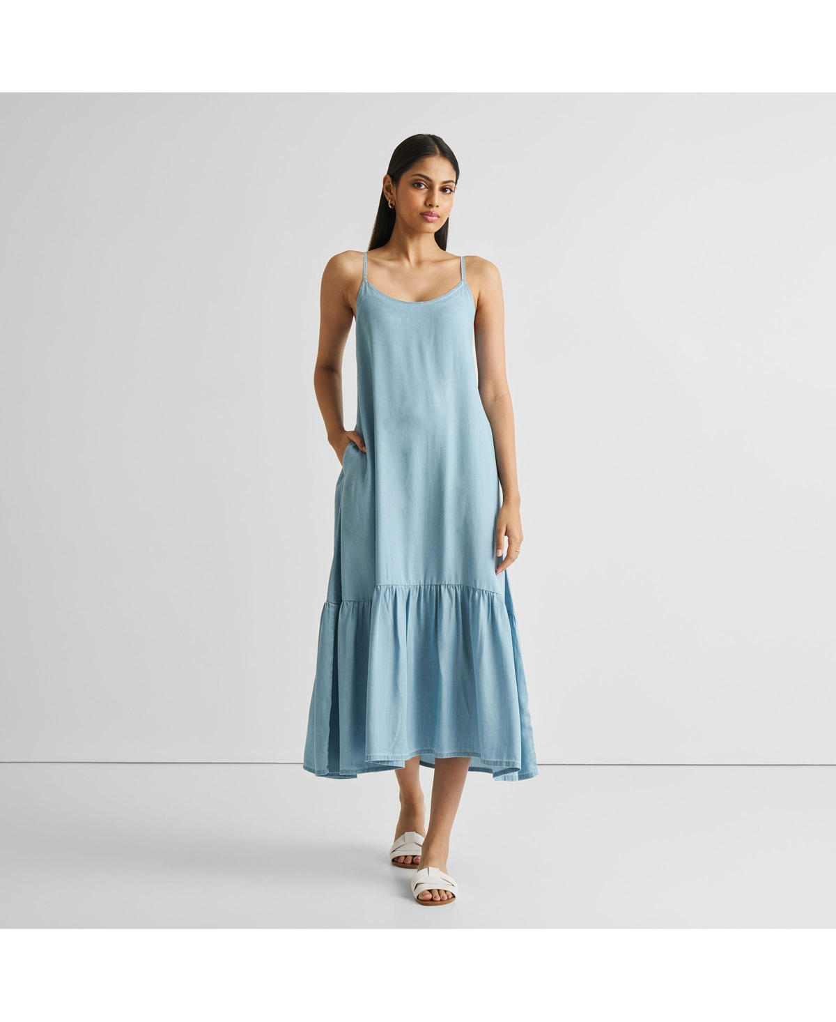 Click here for Reistor Womens Flowy Maxi Dress - Ocean blue prices