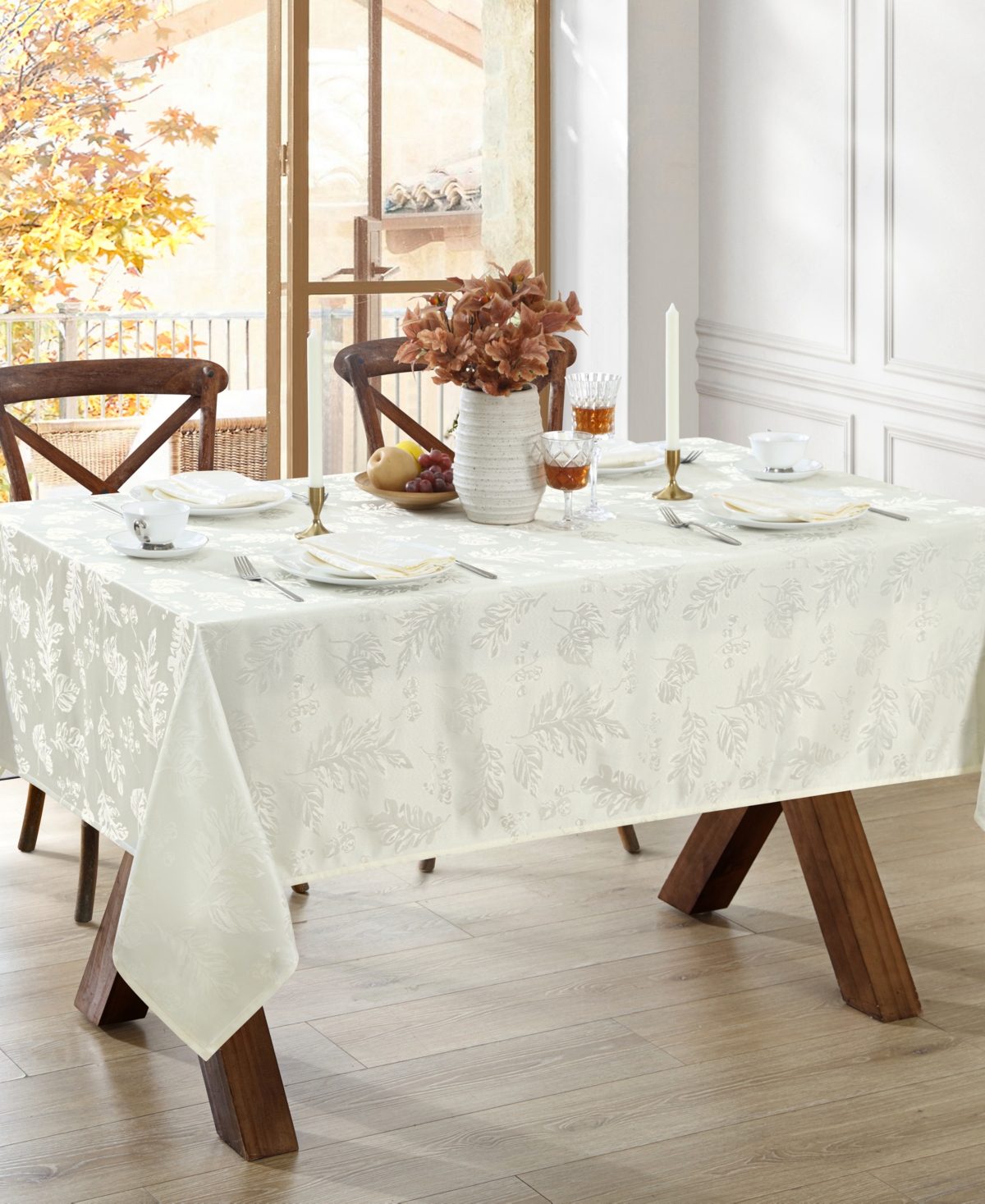 Click here for Elrene Elegant Woven Leaves Jacquard Damask Tablec... prices
