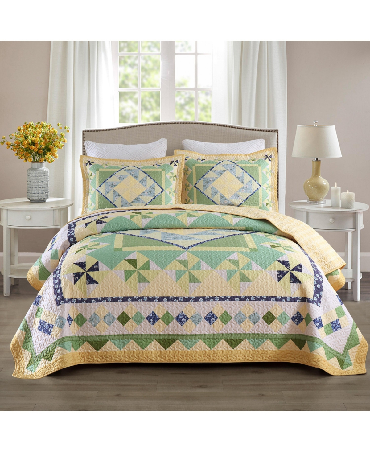 Click here for MarCielo 3 Pcs Summer Lightweight Quilt Bedspread... prices