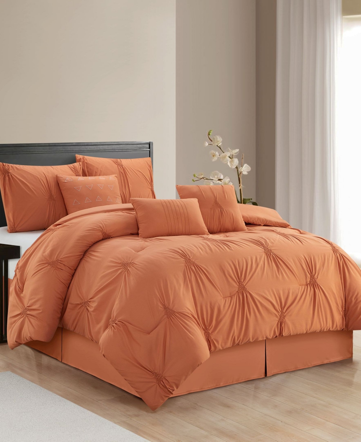 Click here for Stratford Park Nargiz Pintuck 7-Pc. Comforter Set... prices