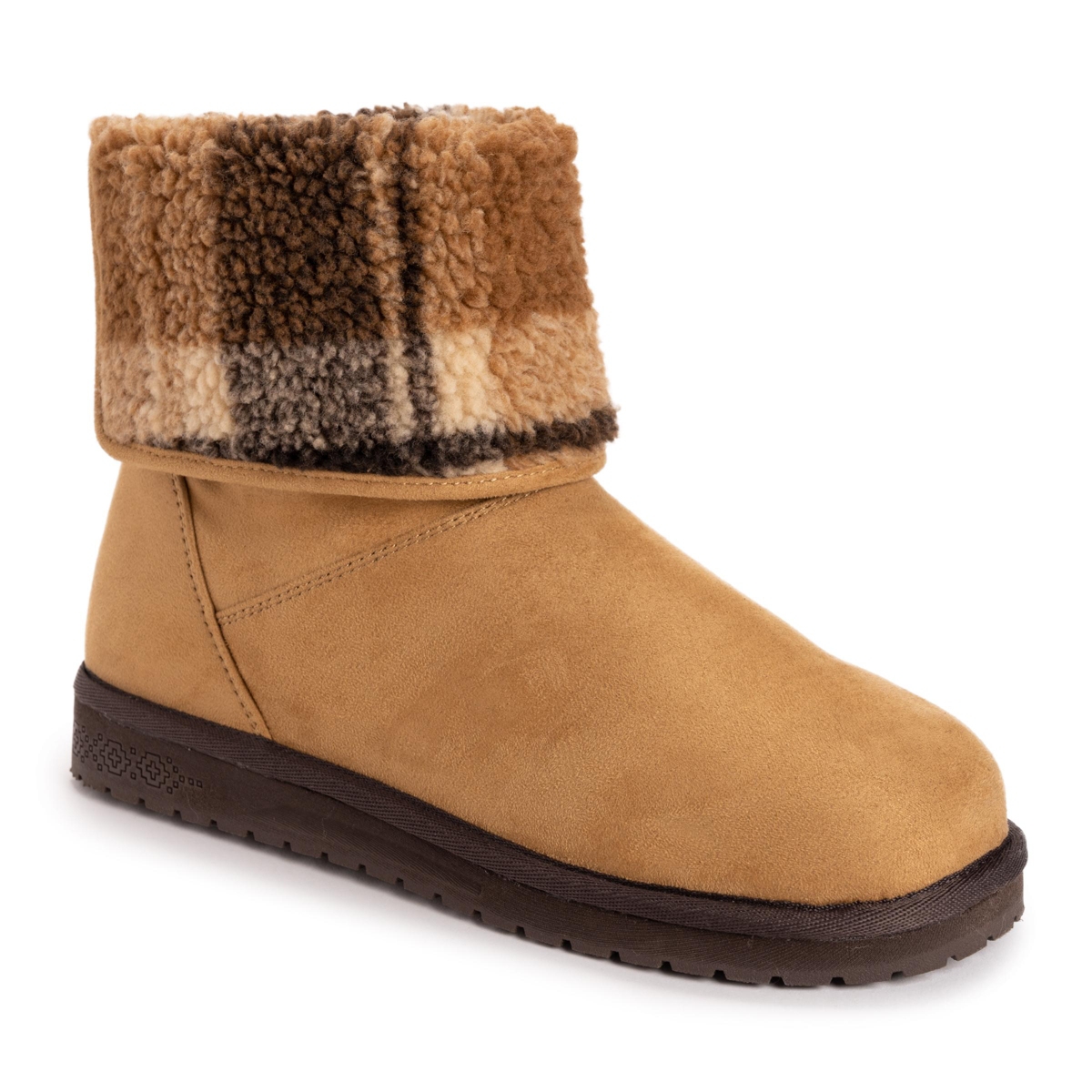 Click here for Muk Luks Womens Clover Boot - Tan prices