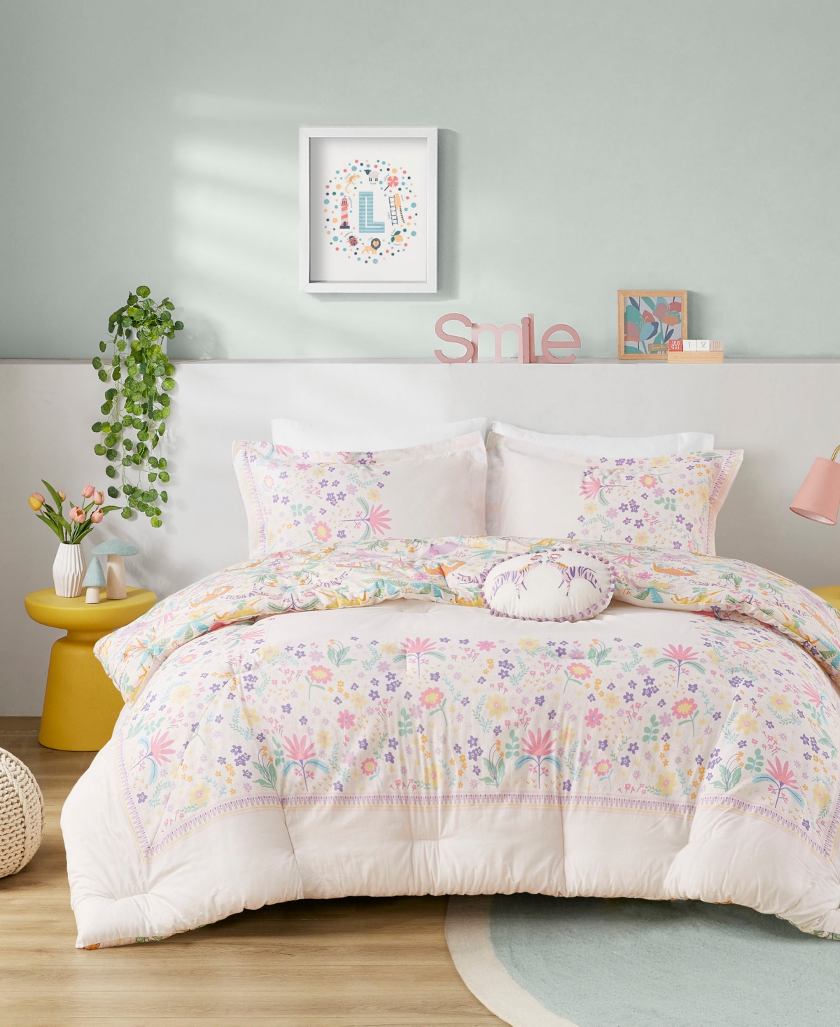 Click here for Intelligent Design Lulu Floral Reversible 4-Pc. Co... prices