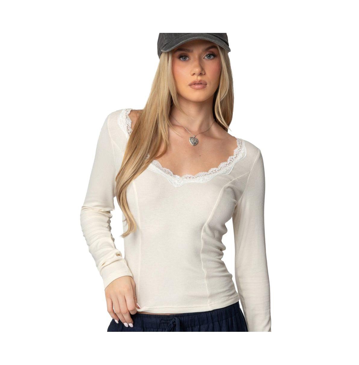 Click here for Edikted Womens Mel Lace Trim V Neck Top - Cream prices