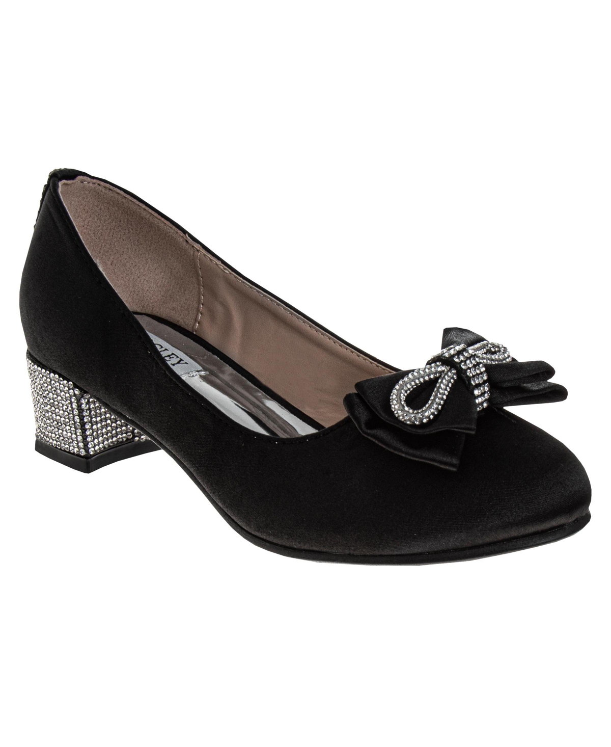 Click here for Badgley Mischka Girls Low Heeled Dress Pumps. (Lit... prices